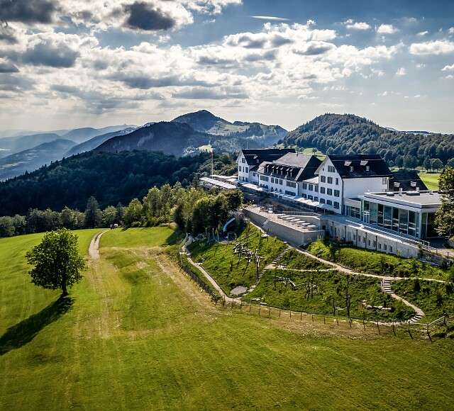 Hotel Weissenstein | Swiss hospitality collection